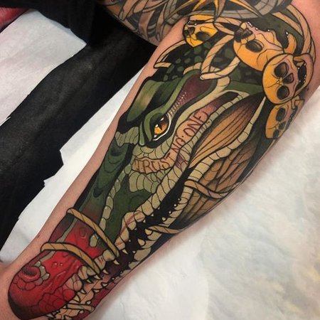 Krokodil Tetoválás férfiaknak és nőknek: tetkó minta és jelentésük ...