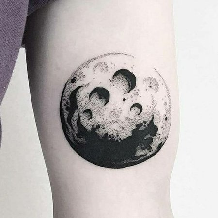 Hold Tetoválás férfiaknak és nőknek: tetkó minta és jelentésük - VeAn ...