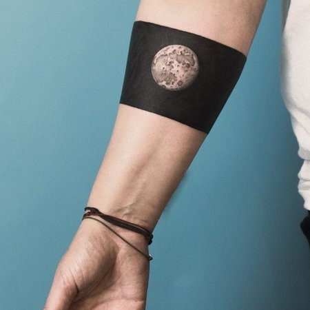 Hold Tetoválás férfiaknak és nőknek: tetkó minta és jelentésük - VeAn ...