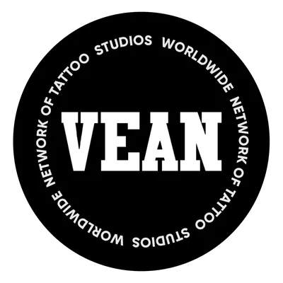 Tattoo artist Adrián Balog | VeAn Hungarian